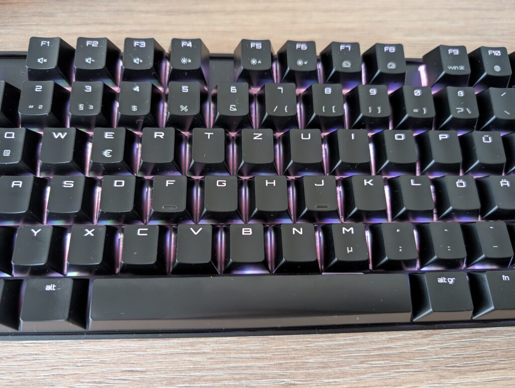 Forcing macOS to use ISO Keyboard Type – Ralf's Blog